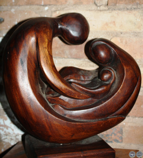 Portal Guaraní - FAMILIA PENSANTE - Escultura de HUGO POLETTI - Hugo ...