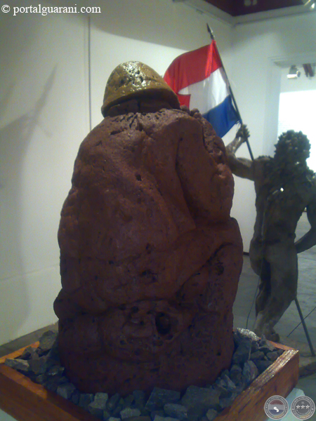 Portal Guaraní - PASCUA DOLOROSA, 2011 - Escultura de FIDEL FERNÁNDEZ ...